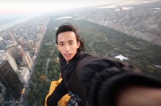 Teen Accused of Insane NYC Skyscraper Climbing Stunt Surrenders to ...