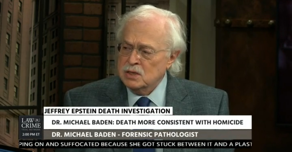 Jeffrey Epstein Examiner Didn't Sign Off on Suicide Finding: Michael ...