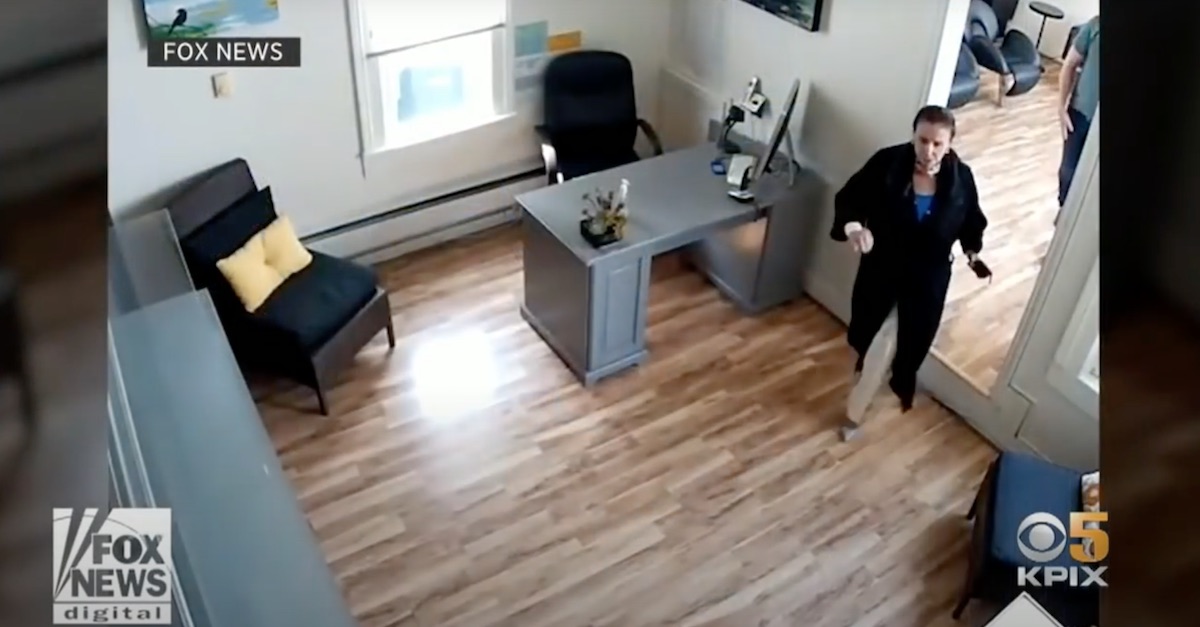 Nancy Pelosi Wants Apology from Salon She Visited | Law & Crime