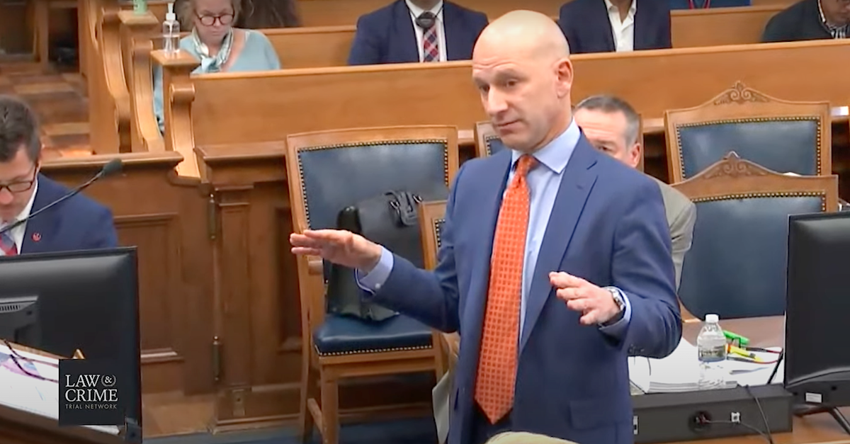 Defense Attorney Says Man Kyle Rittenhouse Shot Was Screaming 'Shoot Me ...