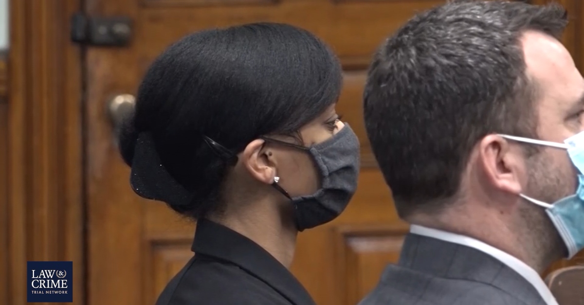 Woman Acquitted of Murdering Army Veteran Boyfriend Who Put Her Head ...