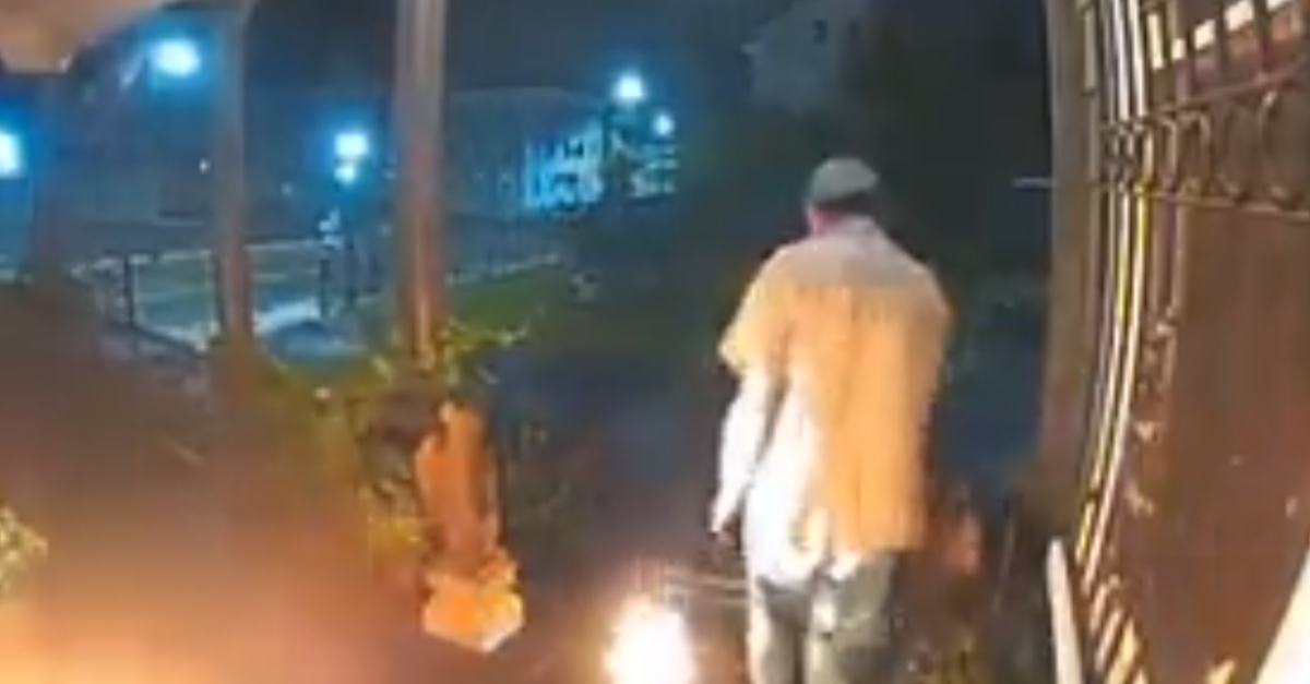 Man Wearing 'God' Shirt Set Fire to Satanic Temple (VIDEO) | Law & Crime