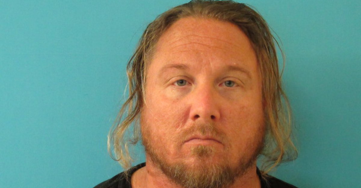 Jason L. Carey Molested and Enticed Minor Girls: Cops