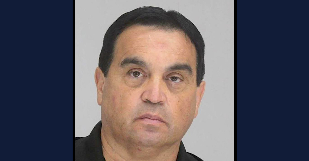 Texas Anesthesiologist Charged with Injecting Nerve-Blocking Drugs into ...