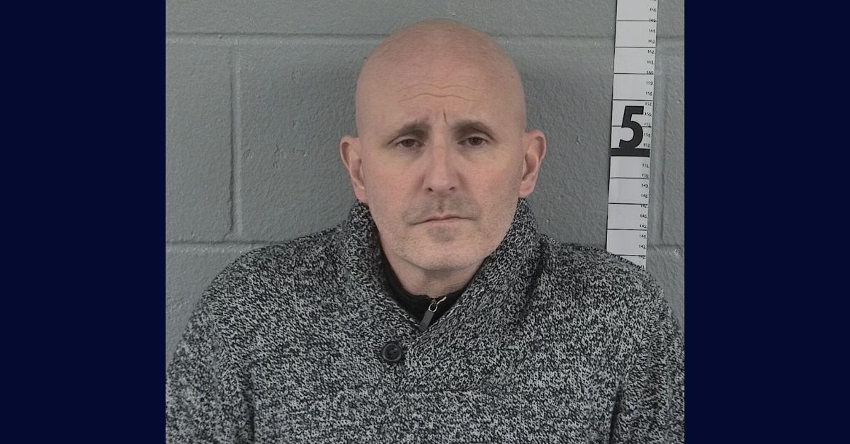 Man who faked his death to avoid child support found alive at girlfriend's house and thrown in ...