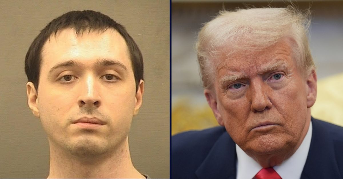 Intelligence worker unhappy with Trump admin tried to share classified ...